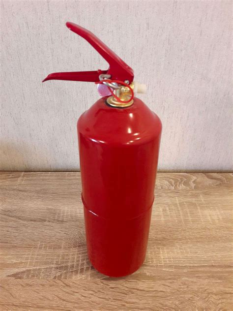 Огнетушитель порошковый МЕЛАНТИ ОП-2 с манометром — купить в интернет ...