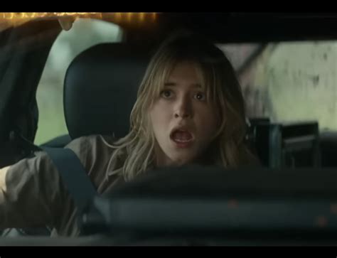 더쿠 데이지 에드가 존스 얼굴 너무 내취향이야