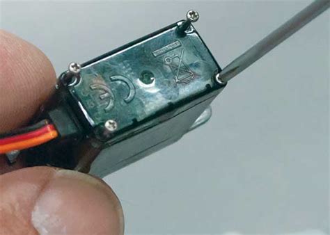 How To Replace Servo Gears The Park Pilot