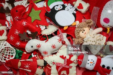 빈티지 크리스마스 트리 축제 펠트 장식 장난감 배경입니다 겨울 휴가 컨셉 수제 공예 0명에 대한 스톡 사진 및 기타 이미지 0명 12월 Diy Istock