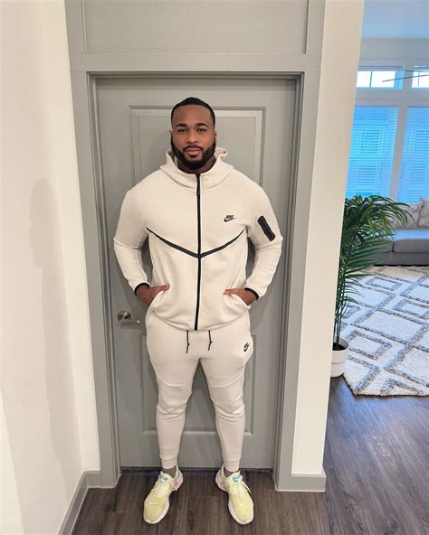 Dr Okechukwu Nwosu Md Doctornwosu • Instagram Photos And Videos