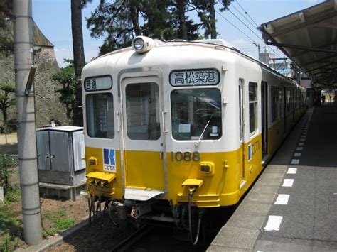 高松琴平電気鉄道1080形電車 1088 琴電琴平駅 鉄道フォト写真 拡大 by koreanrailfanさん レイルラボ RailLab
