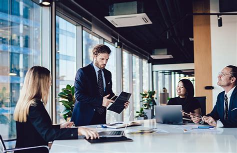 Services Advika Infotech