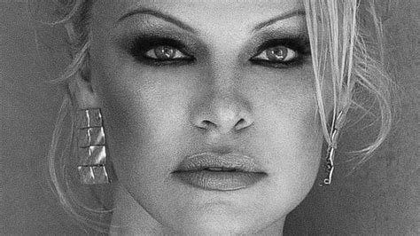 Pamela Anderson Alleges Tim Allen Flashed His Penis At Her When She Was