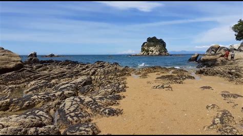 Друзья побываем на пляже с золотым песком а потом переместимся из лета в зимнюю тайгу Youtube