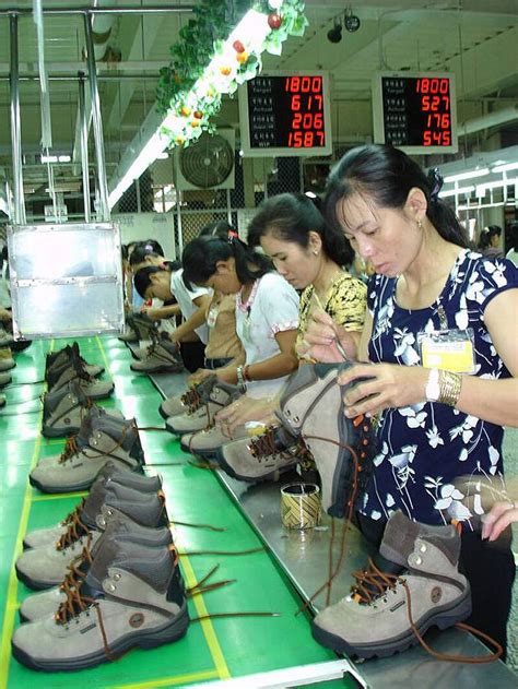 寶成證實訂單下滑 越南廠將裁員近3000人 自由電子報 Line Today