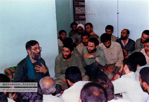 حضور رهبر انقلاب در جمع رزمندگان لشگر ۸ نجف، به فرماندهی سردار احمد کاظمی در ۲۴ مرداد ۱۳۶۷