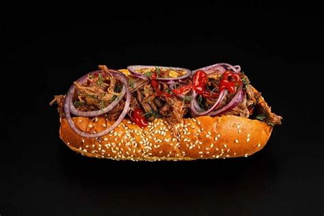 Много мяса дог