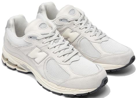 New Balance 2002r Linen Fog Rain Cloud M2002ro1 New Balance 슈프라이즈