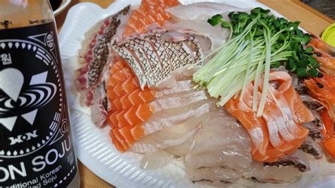 특수부위 모둠회참돔광어농어 또는 우럭연어 배민스토어