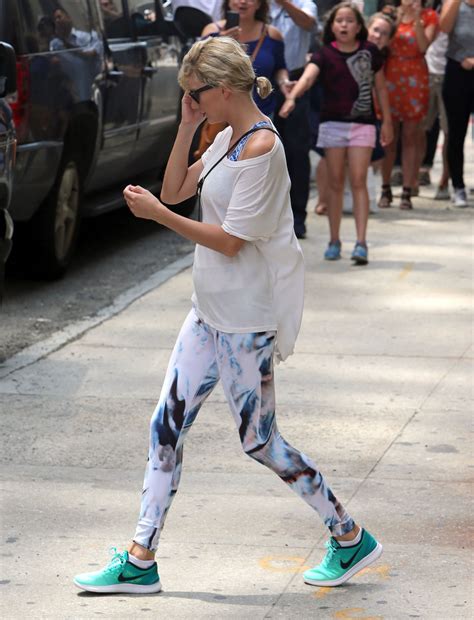 Taylor Swift In Spandex Out In Nyc Celebmafia