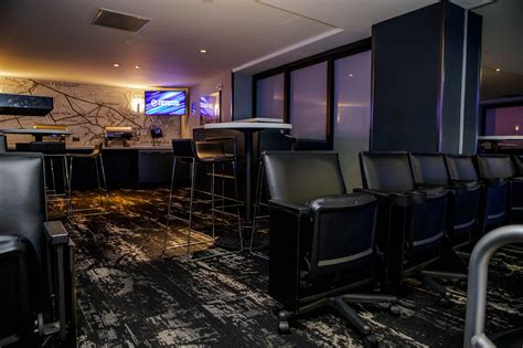 Explore Suites Arena Suites