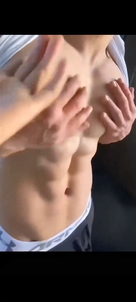Pecs And Nipple ThisVid Com