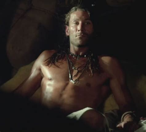 Zach Mcgowan From The Season 2 Premiere Of Black Sailszach Sails
