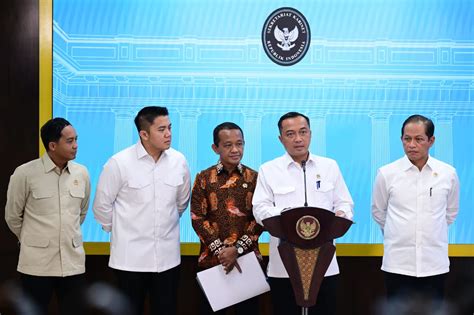 Foto Pemerintah Resmi Cabut Iup Empat Perusahaan Tambang Di Raja Ampat