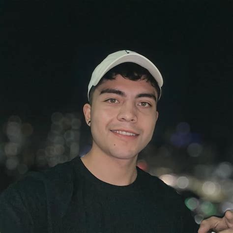 Esteban Moreno Esteban80s On Threads