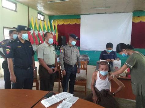 ပေါက်တောမြို့နယ်၌ နိုင်ငံ့ဝန်ထမ်းများအားတတိယအကြိမ်နှင့် စတုတ္ထအကြိမ်ထပ်ဆောင်းကိုဗစ် ၁၉ ရောဂါကာက