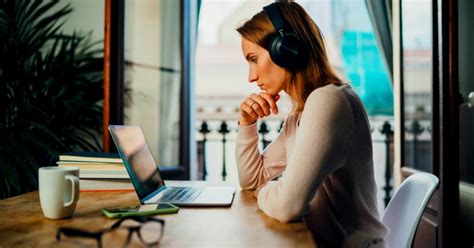 10 Negocios Rentables Por Internet Con Baja Inversión Para Montar Hoy