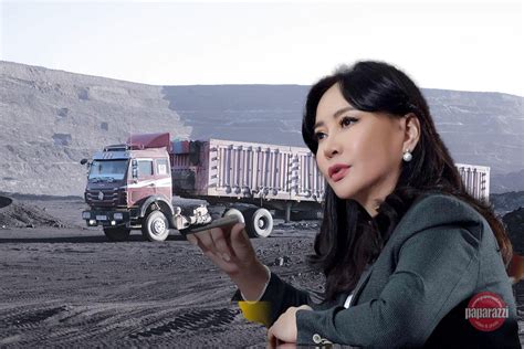 Авлига өгсөн А Адъяасүрэнг яг хэн хамгаалаад байна вэ