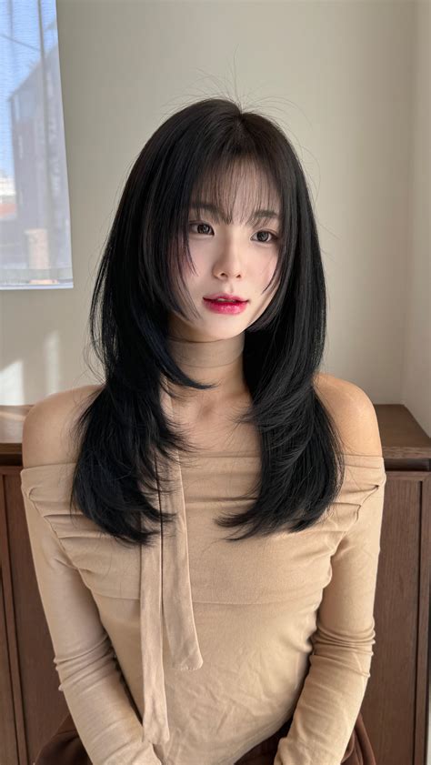 아크아틀리에 나인원한남 김민준 Moreonminjun 허그펌 얼굴라인을 유연하게 만들어주는 스틱뱅과 시스루뱅 곱글모는 깔끔하게 볼륨감있는 컬링으로