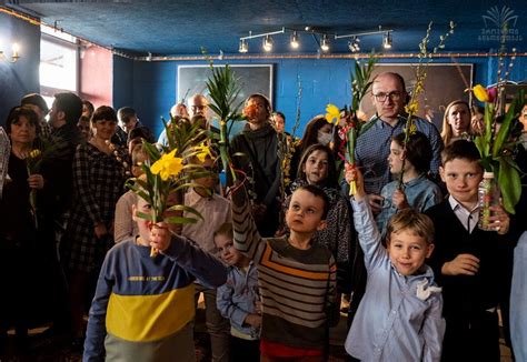 Iverieli ვარშავის წმინდა გრიგოლ ფერაძის სახელობის ეკლესიის მრევლი