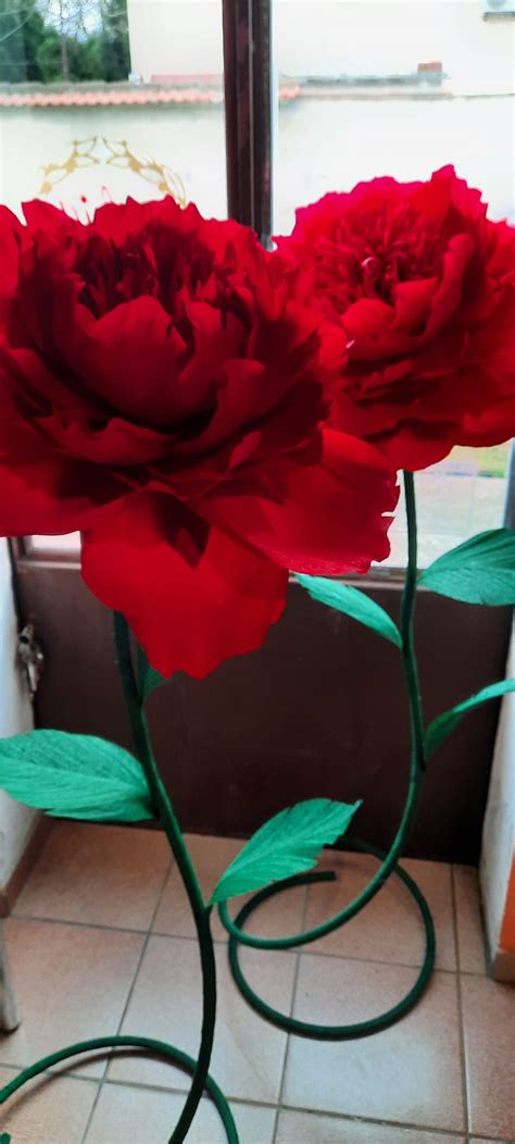 Цветя от хартия Facebook