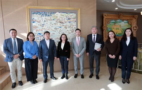 Нийтийн тээврийн хүртээмж нэмэгдүүлэх түгжрэл бууруулах бодит ажлыг