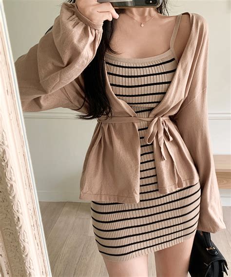 러브썸원 세이안 루즈핏 스트랩 로브 가디건