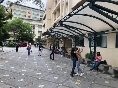 Feu Welcomes Back Students To Campus Ph