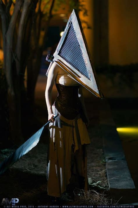 Fempyramid Head Fmrcosplayfrefts Pyramid
