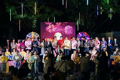 ลอยกระทง สานงานศิลป์ ศรีนครินทร์ ถิ่นวัฒนธรรม “งานวัด 4 ภาค”