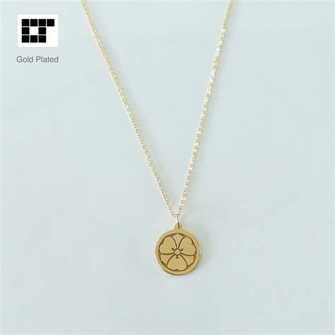 Kenkatabami Wood Sorrel And Sword Kamon Kamon Pendant Etsy