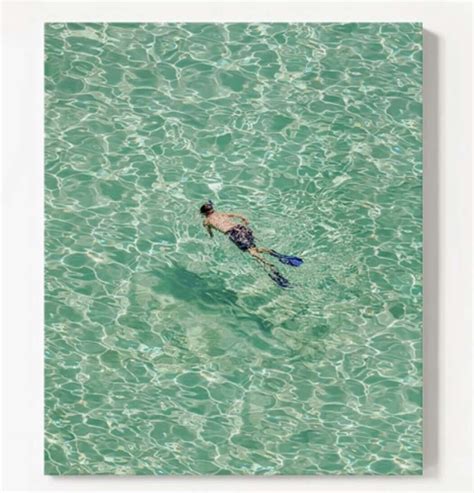 블라인드 블라블라 물위에 떠있는 사람 그림