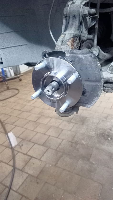 Tiida левая ступица Miles DB83007 — Nissan Tiida (1G), 1,6 л, 2008 года ...