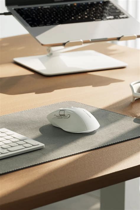 Apex Bluetooth USB C Rechargeable Keys Programmable Mouse