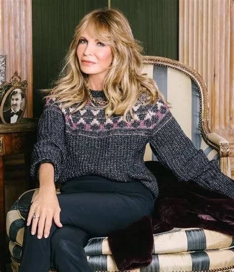 Charlies Angels Star Jaclyn Smith 76 Leaves Fans Swooning As She Posts Ageless Snap Daily Star