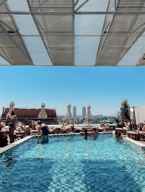 Algunas De Nuestras Terrazas Favoritas Con Piscina De Barcelona