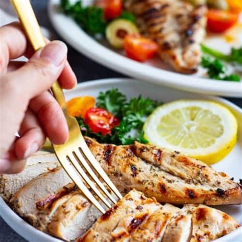 Easy Baked Greek Chicken Recipe • Unicorns In The Kitchen