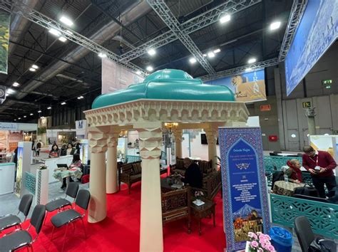 تارنمای سازمان فرهنگ و ارتباطات اسلامی استقبال چشگیر از پاویون ایران