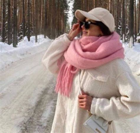 ملابس كاجول Facebook