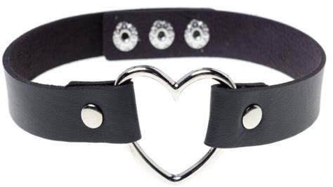 Bdsm Collars Learn About This Important Kink Accessory Lovense Blog