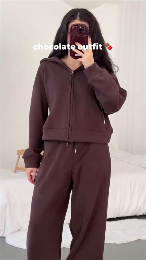 ЖІНОЧИЙ ОДЯГ🌹сукні костюми спідниці боді Базова сукня ️‍🔥 Колір чорний мокко беж