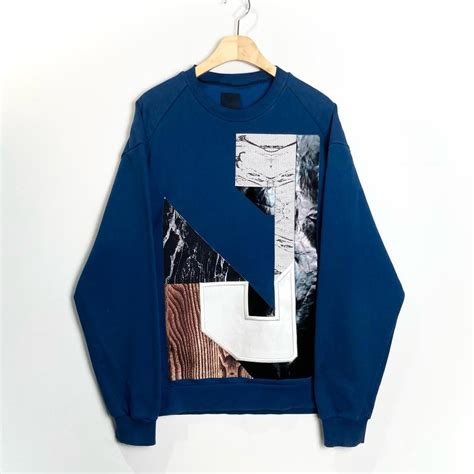 준지 자수 프린팅 맨투맨 헬로마켓