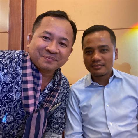 វ៉េងសាម៉េត Veng Sameth