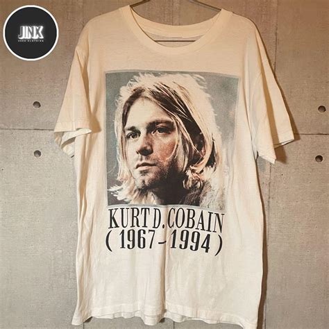 Nirvana ニルヴァーナ カートコバーン 追悼tシャツ シングルステッチ メルカリ