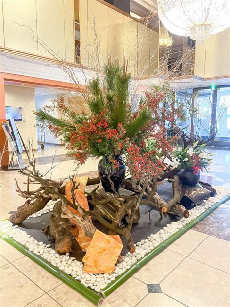 長野の花屋 ヌボー生花店 事例紹介 【事例紹介】ホテルロビーにお正月の装飾を