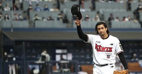 Kt 2021 통합우승 주역 쿠에바스 재영입…보 슐서 방출