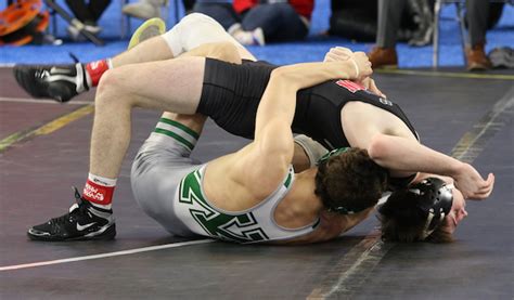 Mendons Crespo Completes 4 Title Drive Michigan High School Athletic