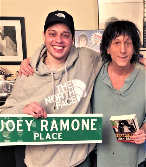 Joey Ramone Netflix And Stxfilms To Develop I Slept With Joey Ramone Biopic