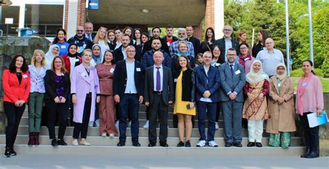 Великотърновски университет Св св Кирил и Методий Великотърновският университет бе домакин